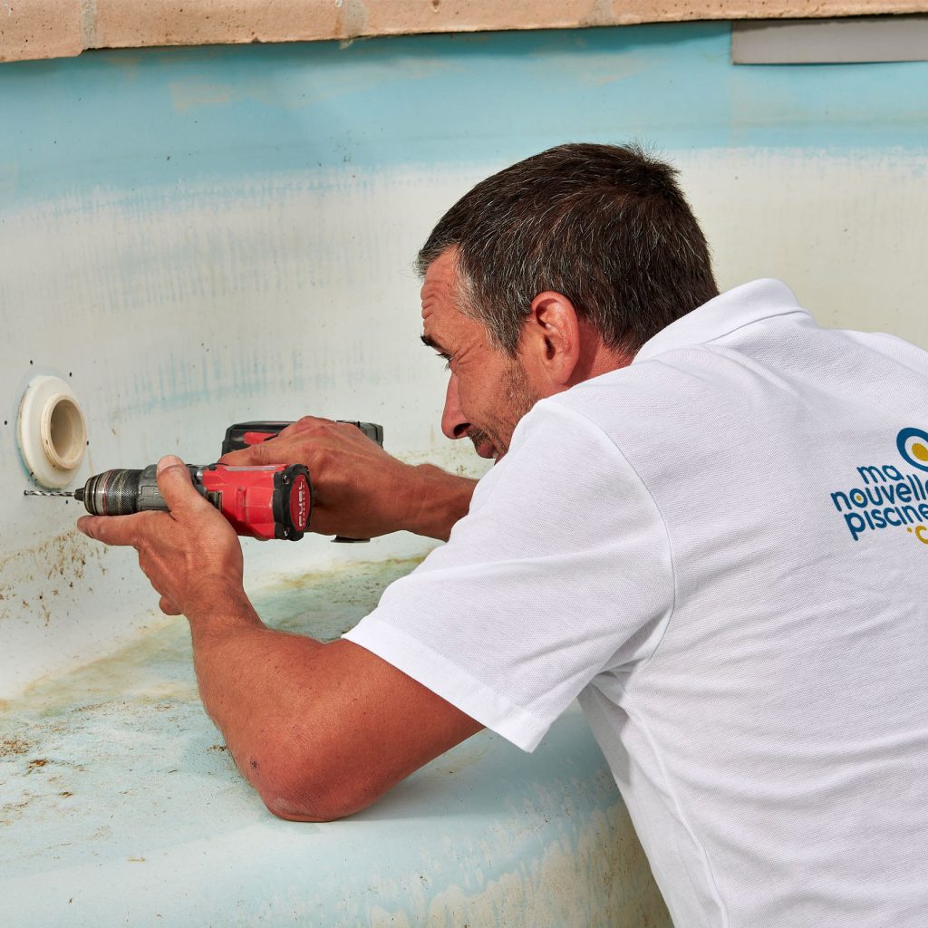 Comment changer la buse de refoulement de votre piscine